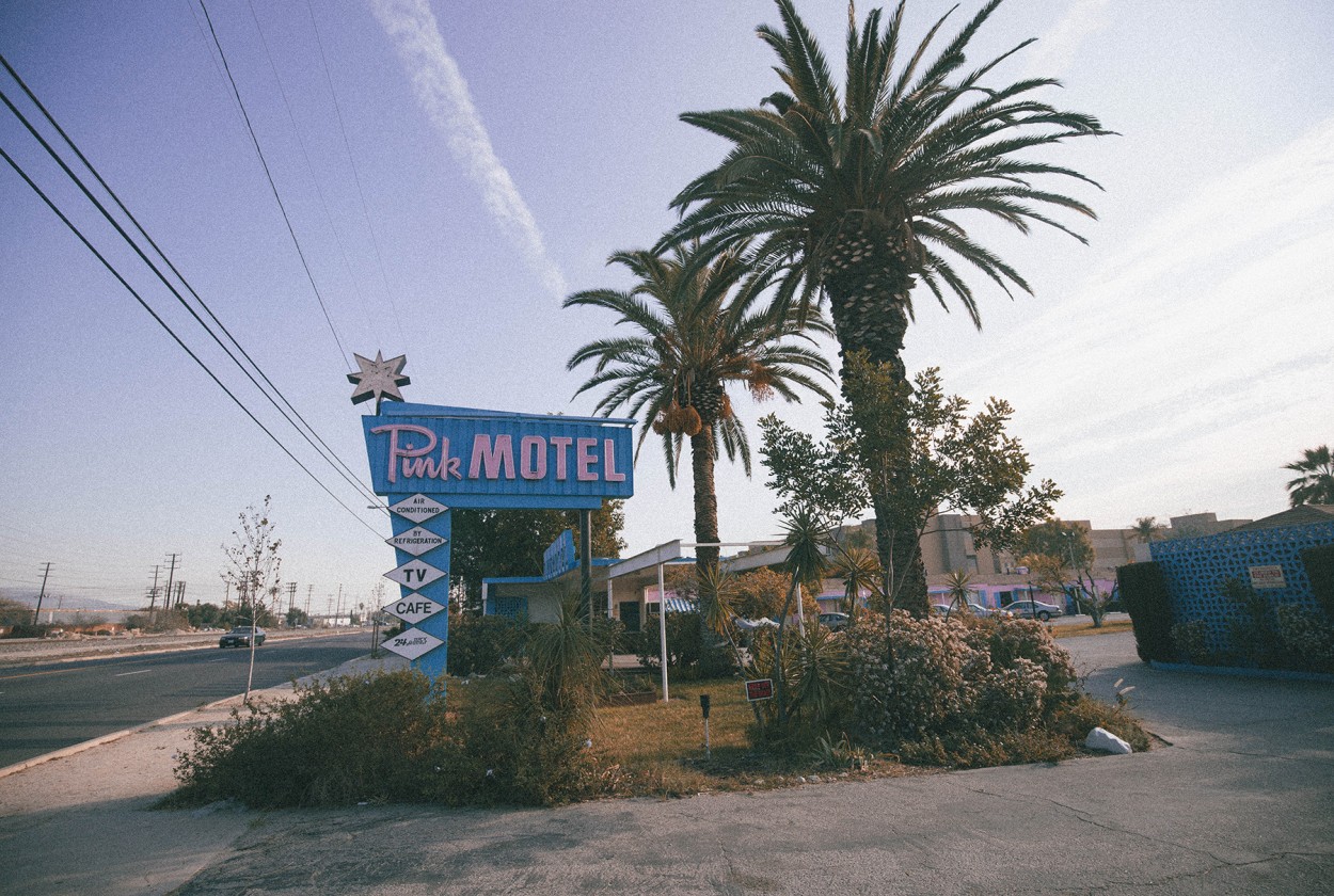 Pink Motel - Betty